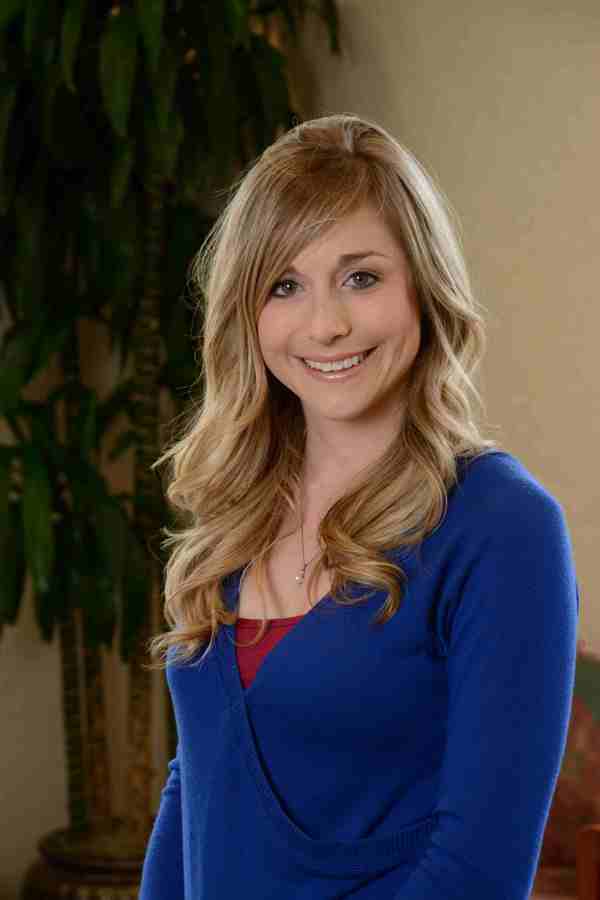 Effective Ways to Organize Multiple Headshots for Your Company – St ...